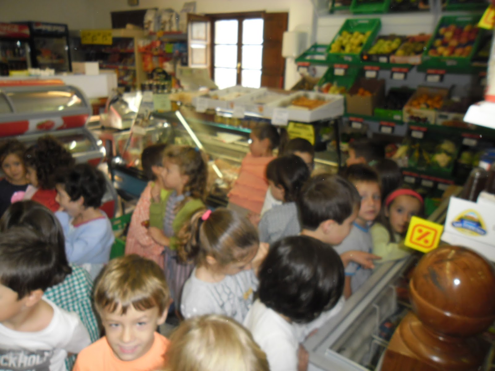 Aula De Dos Años Santillana: VISITA AL SUPERMERCADO