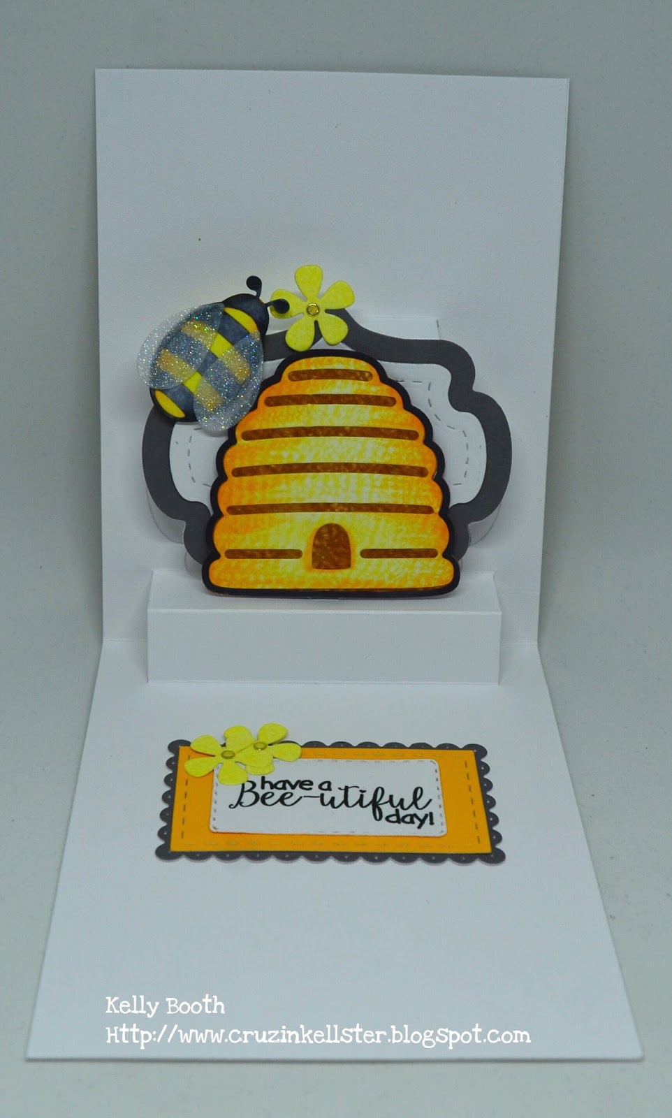 Lovin The Life I Color: A Fun Bee card using some New dies coming by ...