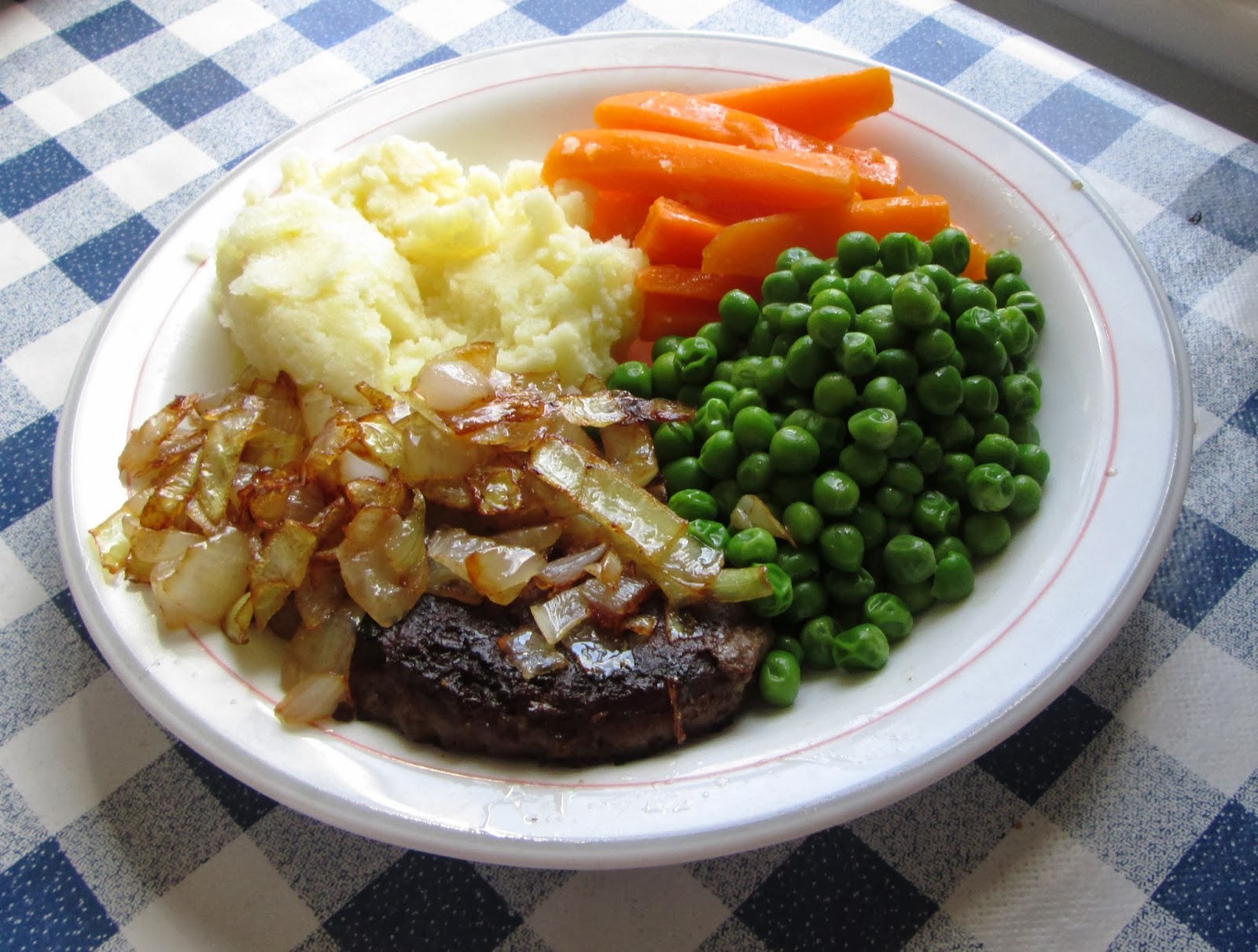 Vegetable Garden Tips : How to Grow Peas in a Small Garden