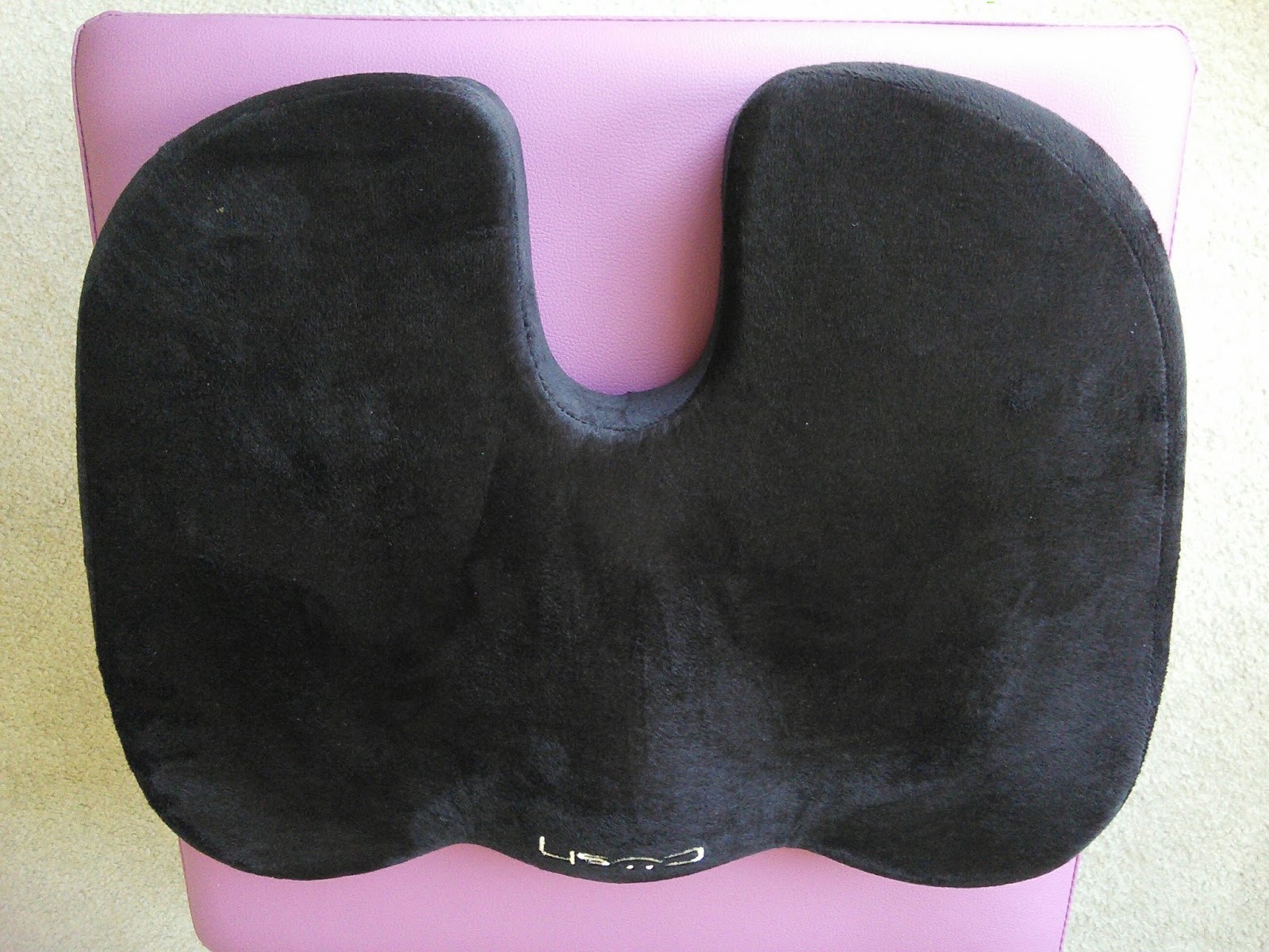 This is what the bottom of the Cush Cushion looks like.