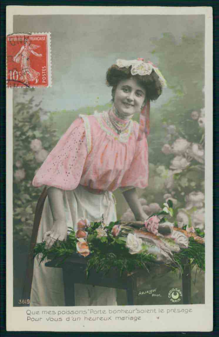 27 April Fools' Day Postcards of the 1910s Featuring Lucky Fish Pretty ...