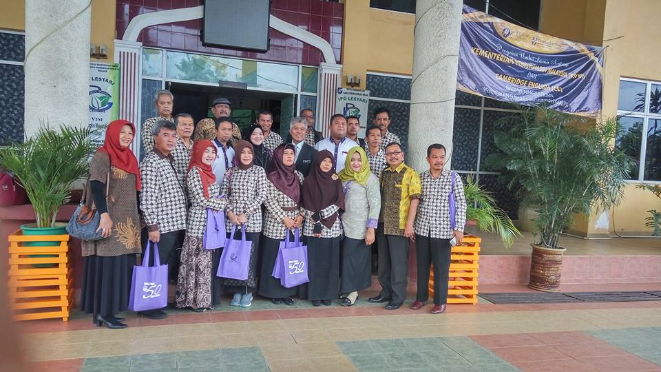 Dusmar Cikgu: Laporan Studi Banding Kepala Sekolah dan Guru Berprestasi ...