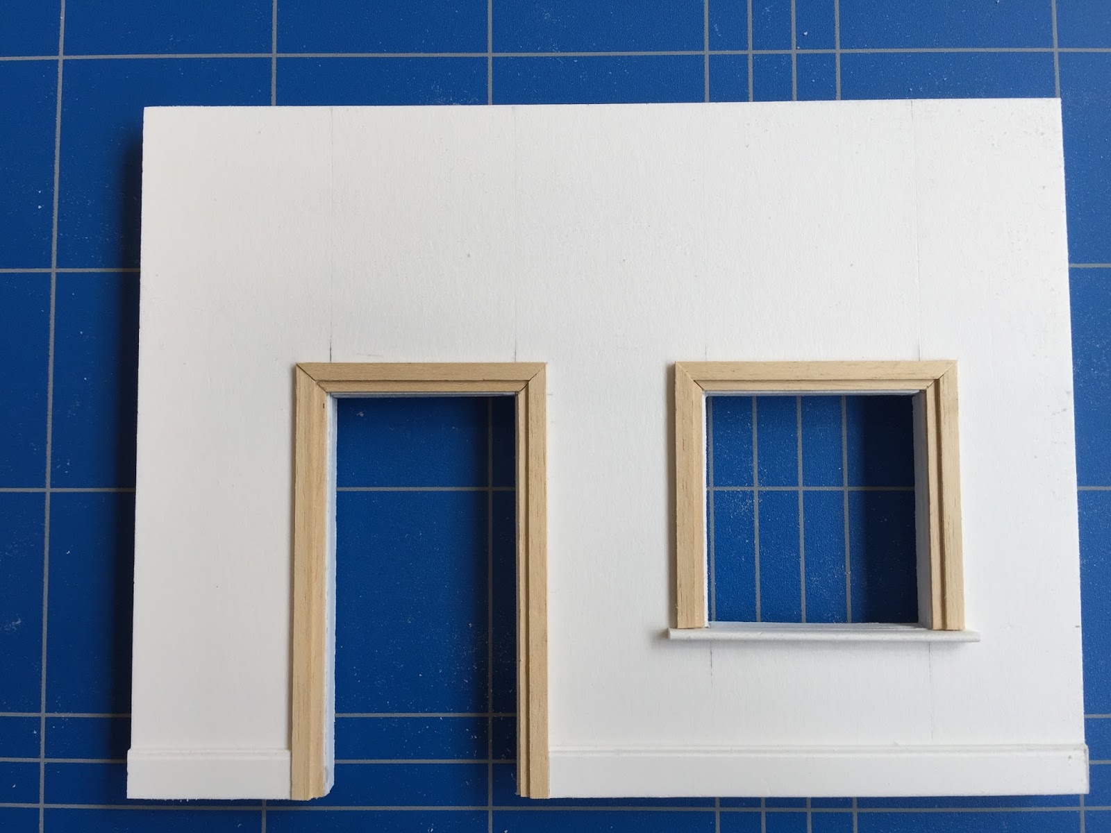 1:12 scale modern model houses: Workshop with David Neat