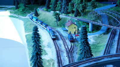 quinntopia - An N Scale blog: Scenery Update