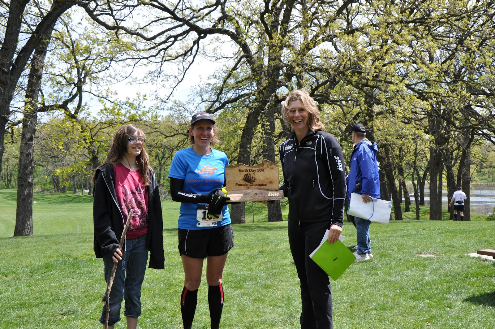 Midwestern Dirt Runner- Michele Hartwig: August 2012