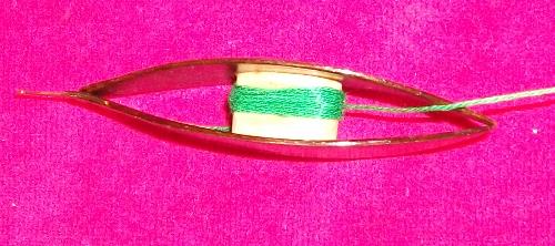 Sharon's Tatted Lace: Tatting 101 - Filling a shuttle