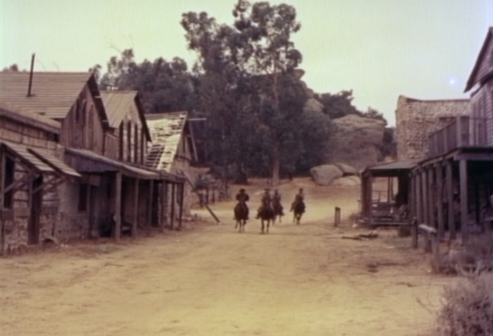 Iverson Movie Ranch: Beautiful color images of the Iverson Movie Ranch ...