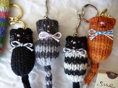 Handmade Happiness : New knitted designs from Sue Inglis