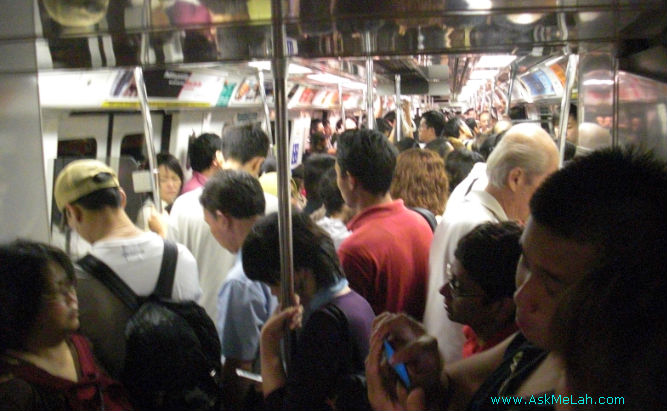 “Why not have “Women-Only” MRT cabins in Singapore? | iTravel-Destination