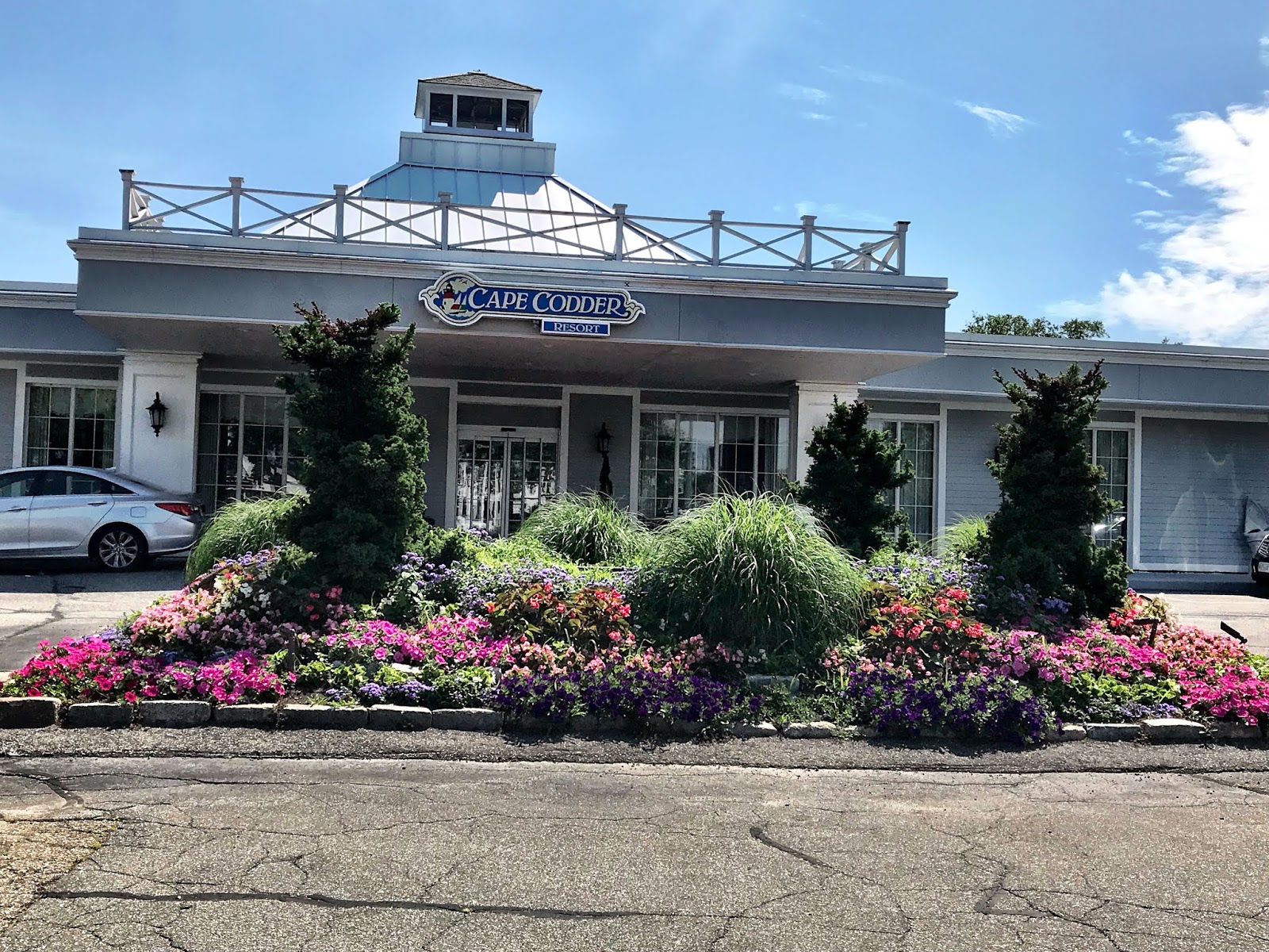 Evan and Lauren's Cool Blog: Cape Codder Resort and Spa Mini Vacation