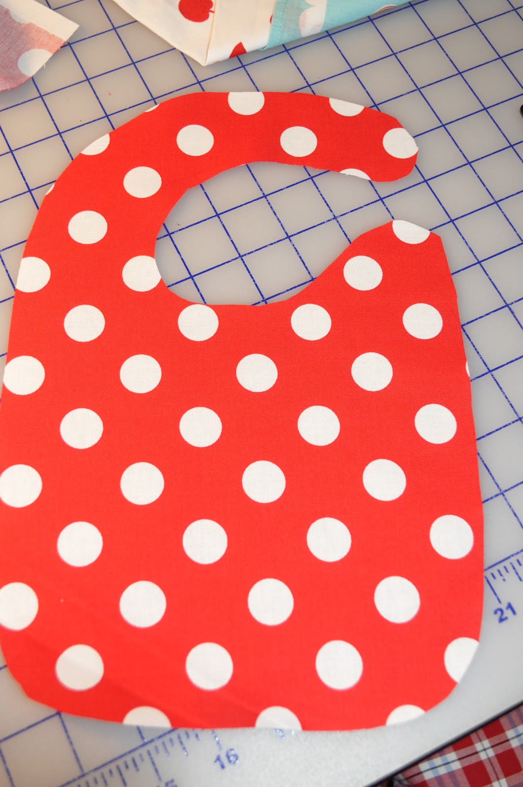 The Little Fabric Blog: Easy Baby Bib Tutorial