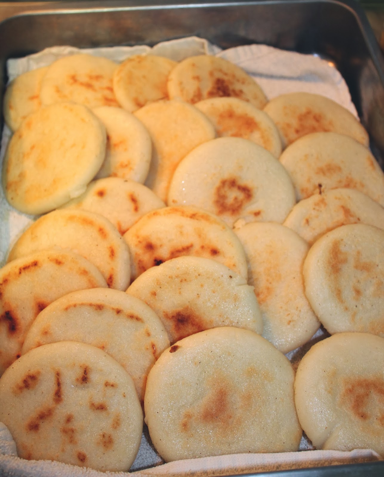 charmainesgibblegabble: AREPAS