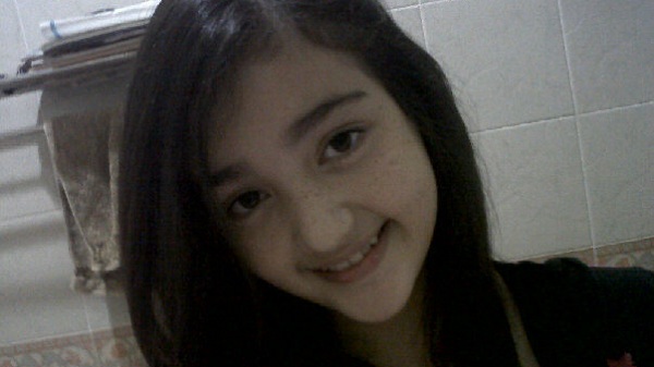 Kumpulan Foto Waktu Kecil Dan Profil Biodata Ranty Maria