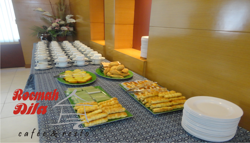 Paket Coffee Break Snack Box dan Kue Tampah | Roemah Dila