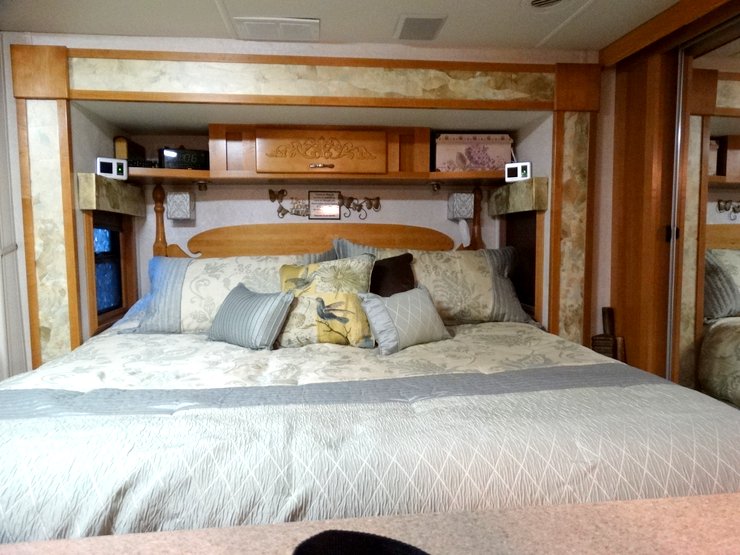 Gypsies At Heart: Fifth Wheel Bedroom Remodeling Project