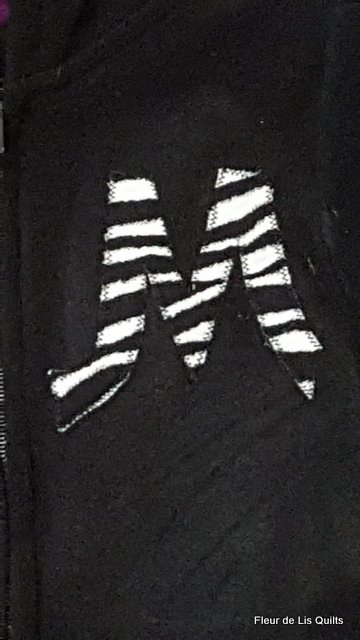 Fleur de Lis Quilts and Accessories: Zebra ~~ small finish