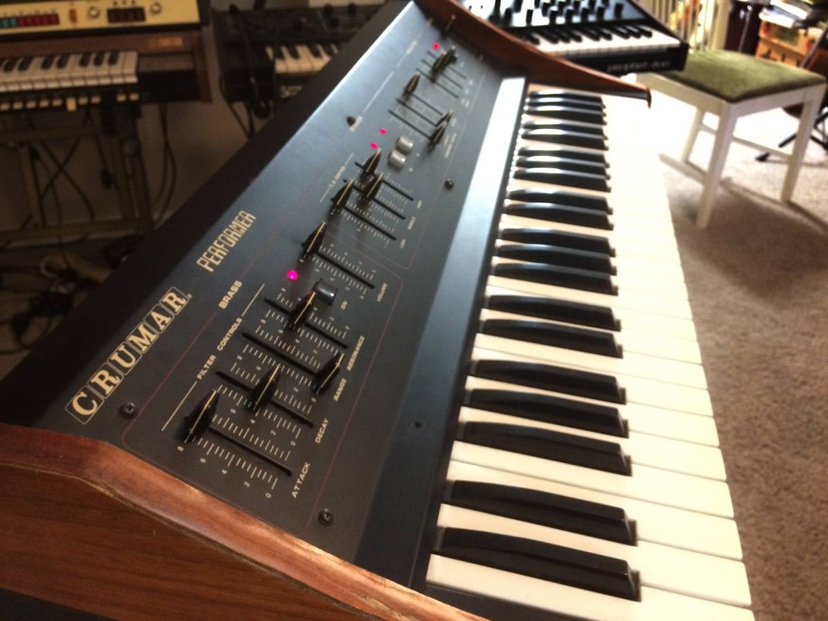MATRIXSYNTH: 1979 Crumar Performer