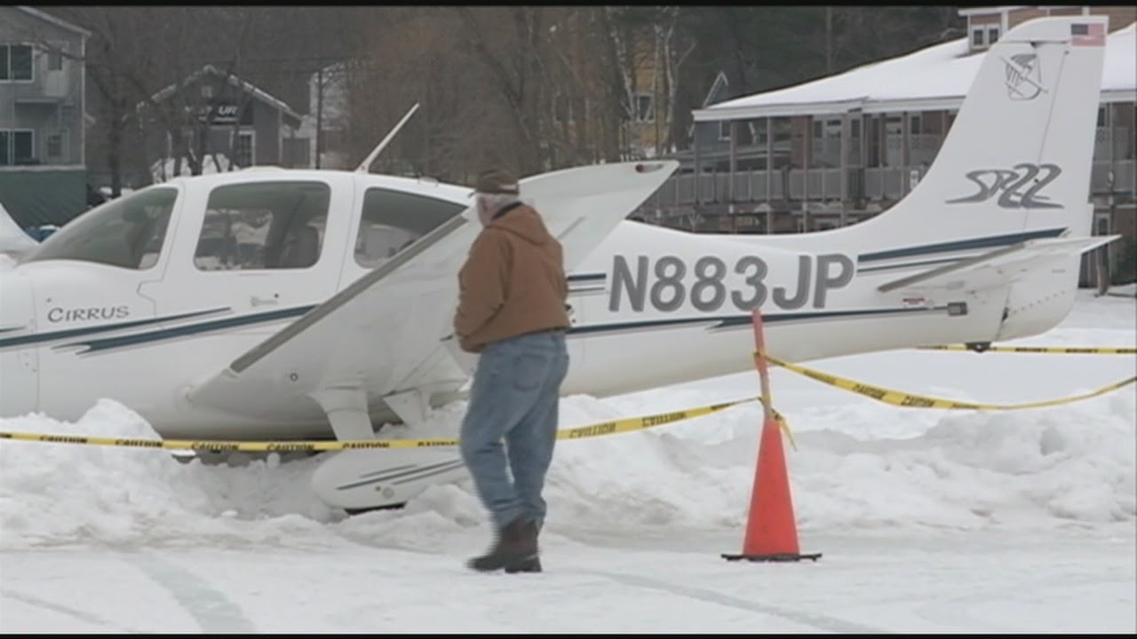 Kathryn's Report: Cirrus SR22, N883JP: Alton Bay Ice Runway/Alton Bay ...