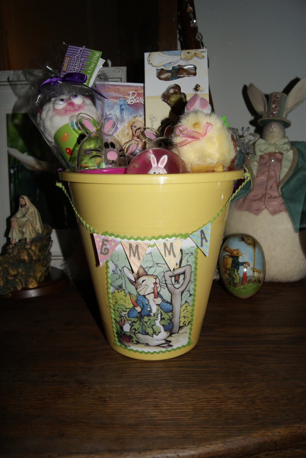 Crafting The Night Away: Homemade Easter Buckets