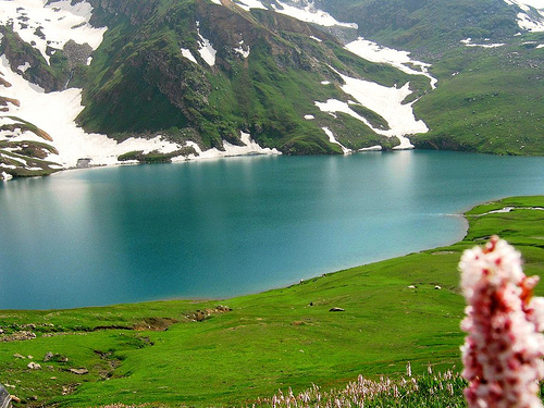 Place To Visit In Pakistan: Dodi Patsar Lake