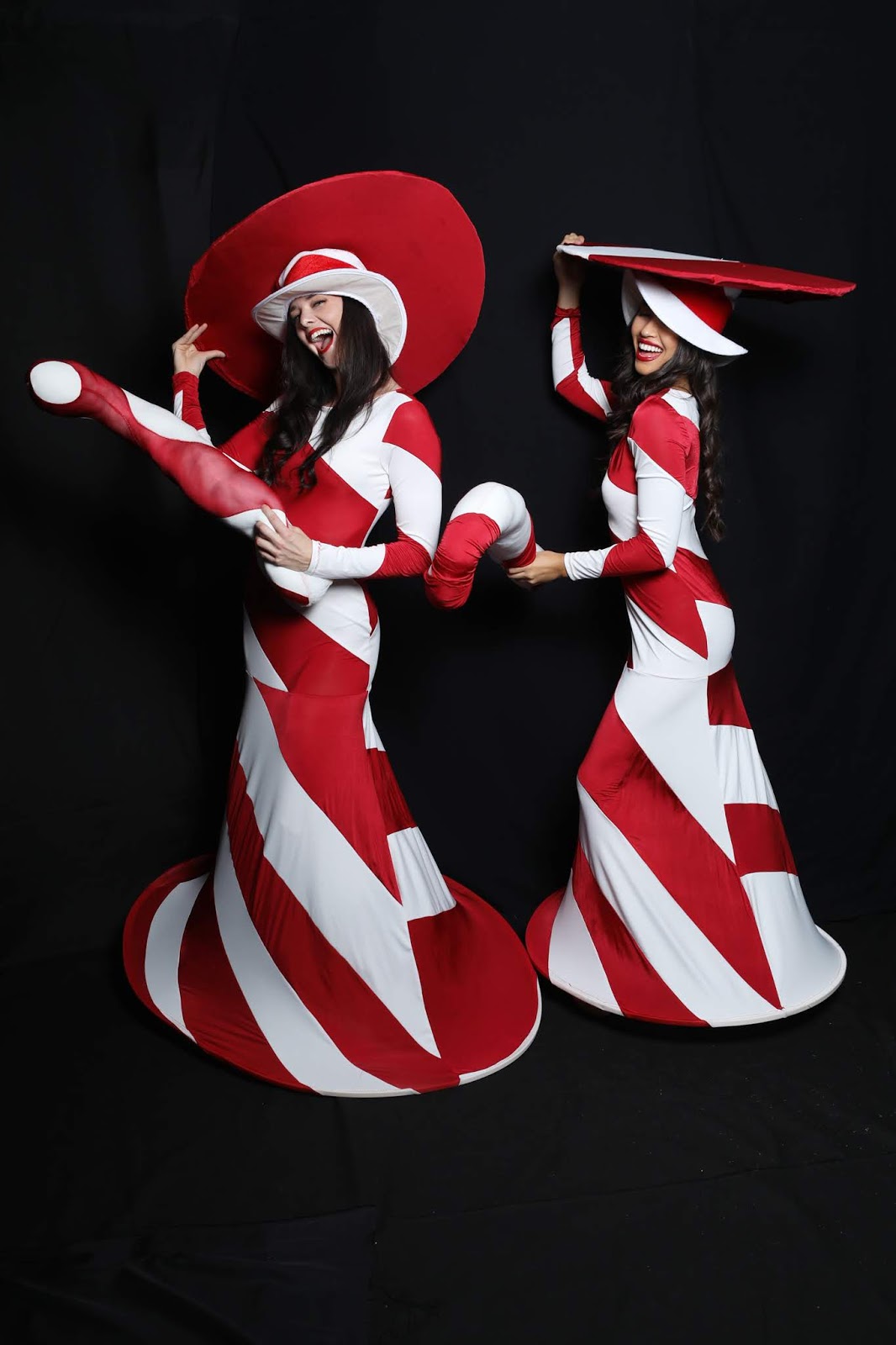 Roving Performers Australia: Santa Human Statue