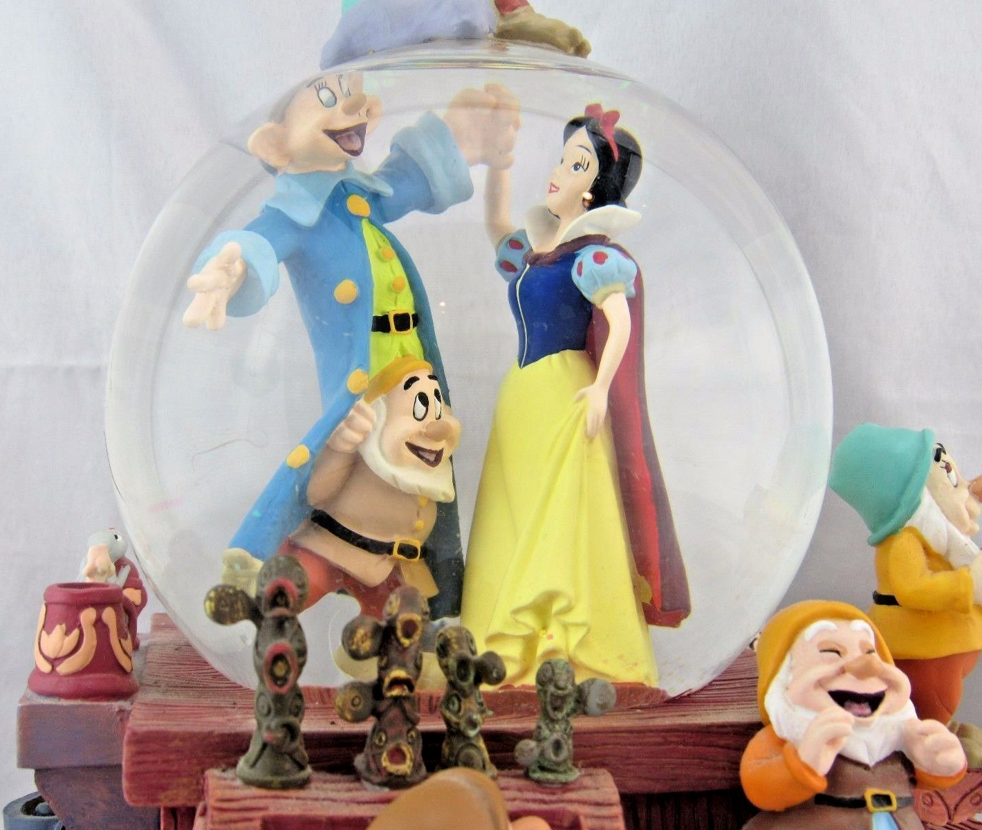 Filmic Light - Snow White Archive: Snow White Dancing with Dwarfs ...