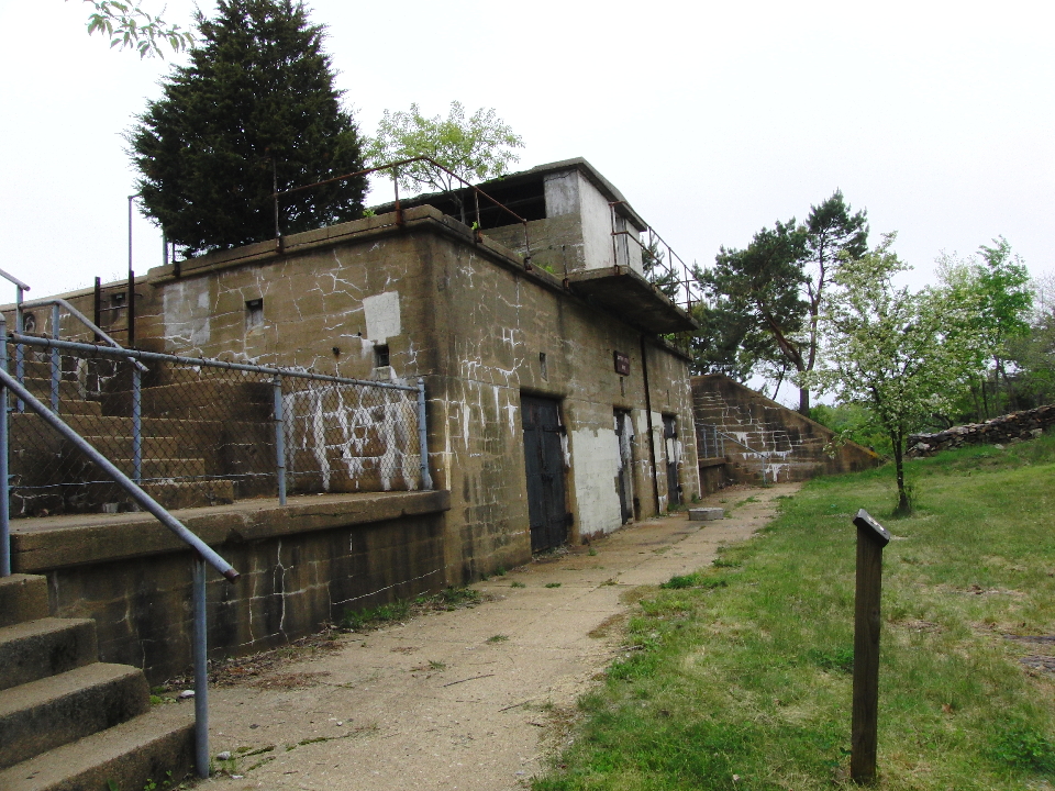 A Study in Decay: A closer look at Fort Stark, New Castle, NH