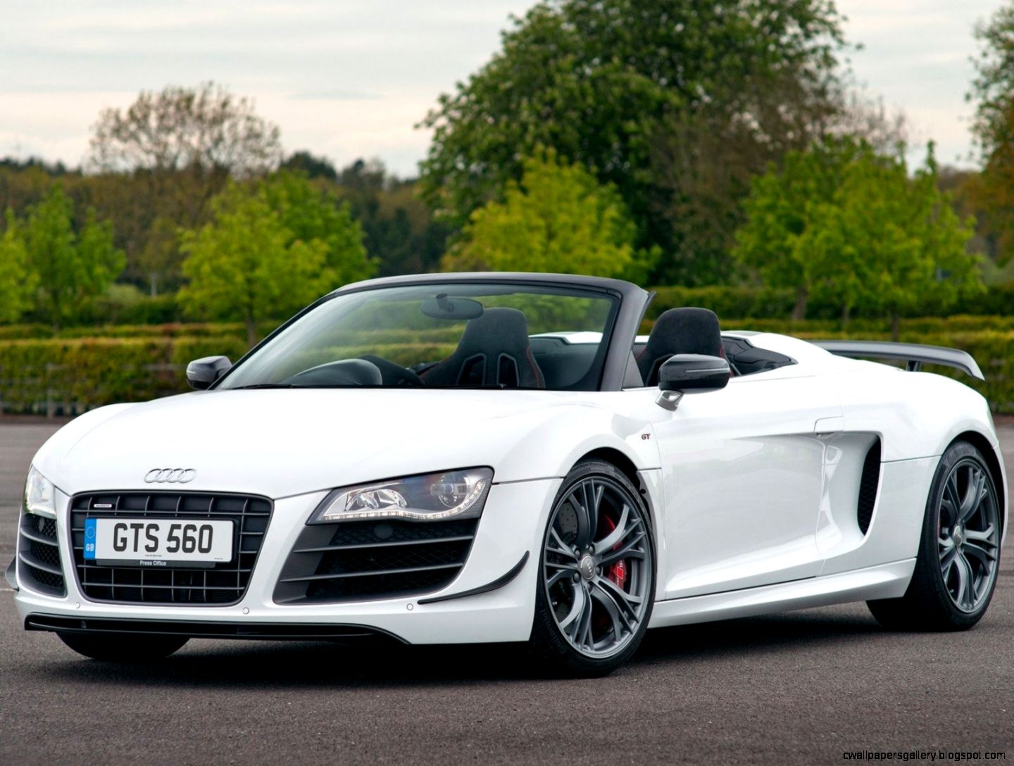 Audi R8 Spyder White | Wallpapers Gallery