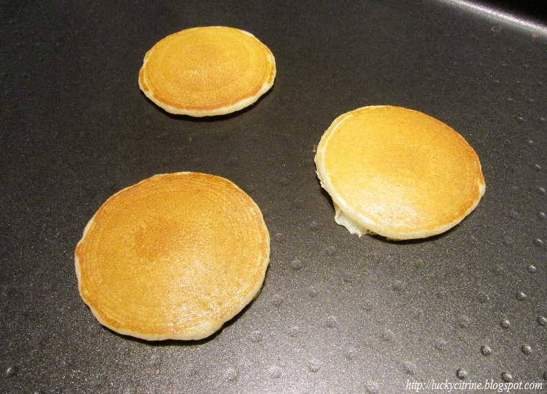 Lucky Citrine: Slappy Cakes: DIY Pancakes!