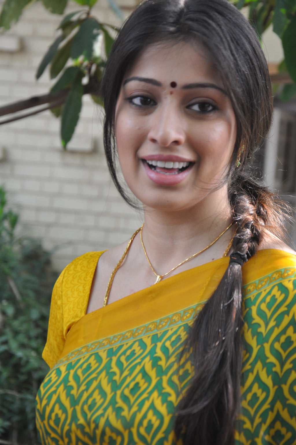 High Quality Images: Actress Lakshmi Rai Latest Photo Images