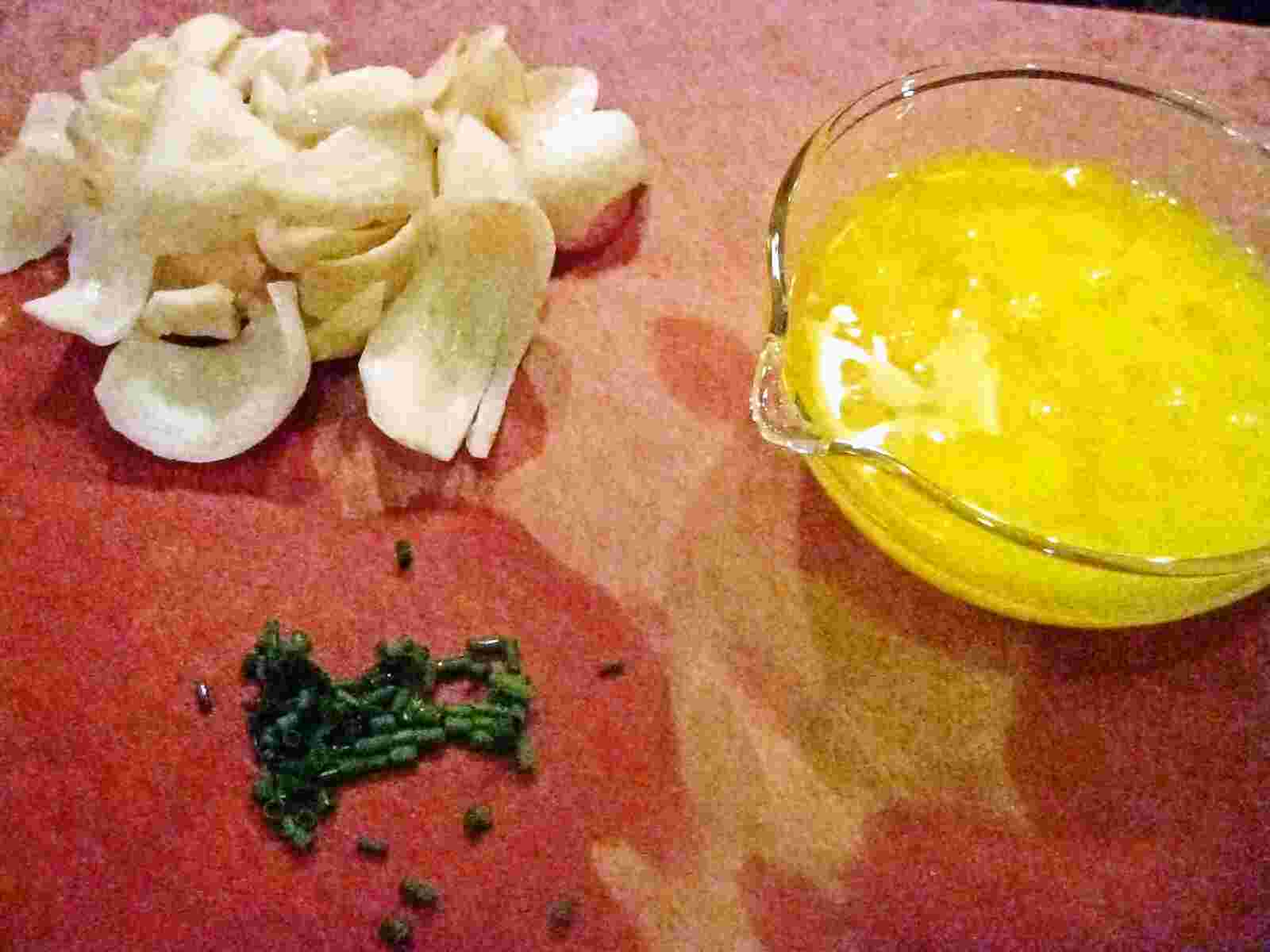 Recipes for Tom: Yurine to kaibashira no tamagotoji / lily bulbs and ...