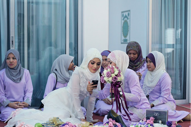 Into New World: 10 GAMBAR PERKAHWINAN BLOGGER NAMEE ROSLAN