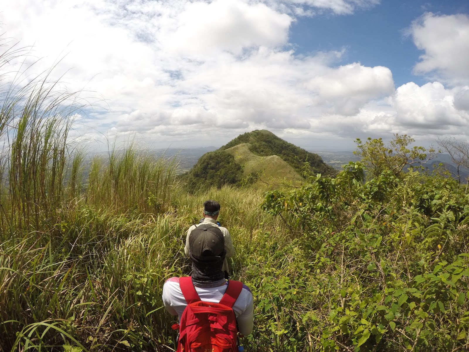 Hiking Guide to Mt. Talamitam - Mt. Apayang - moredantravels