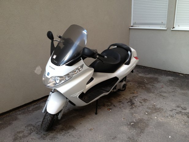 Piaggio x8
