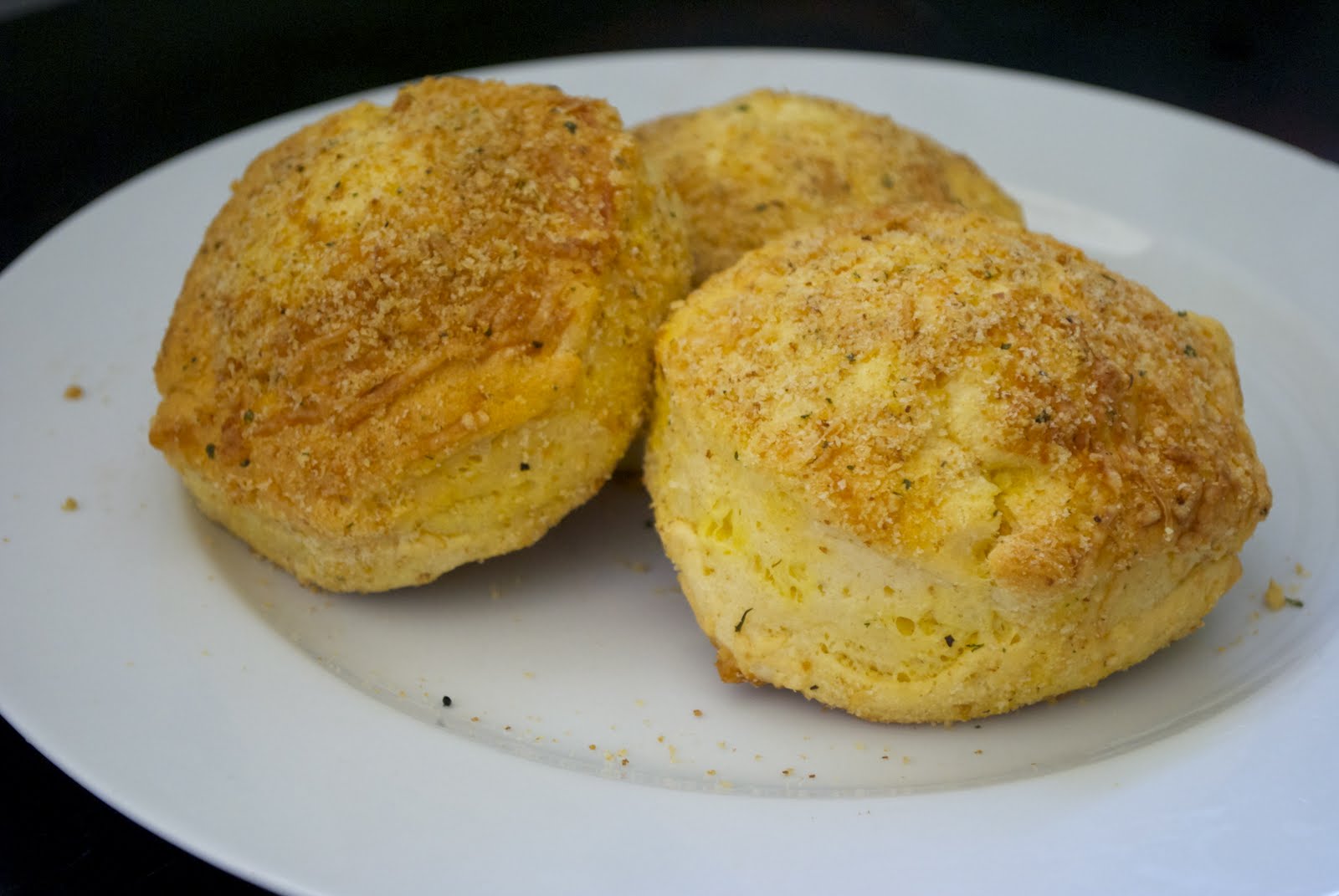 The Double Dipped Life: Easy Italian Dinner Biscuits