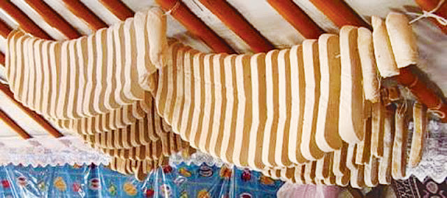 Aaruul - Ааруул "Dried curds" | Mongolian cuisine