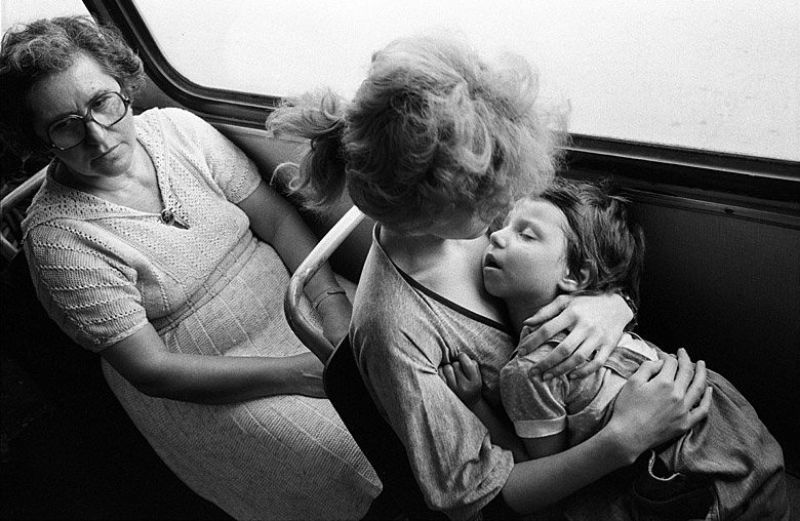 30 Astonishing Vintage Photographs Capture Everyday Life in Bucharest ...