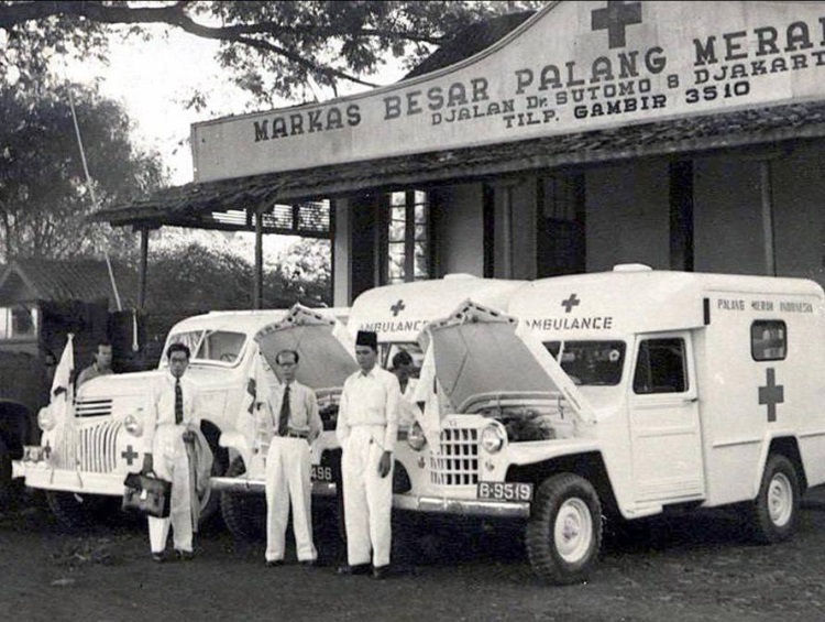 Perhimpunan Nasional Palang Merah Indonesia | Materi PMR