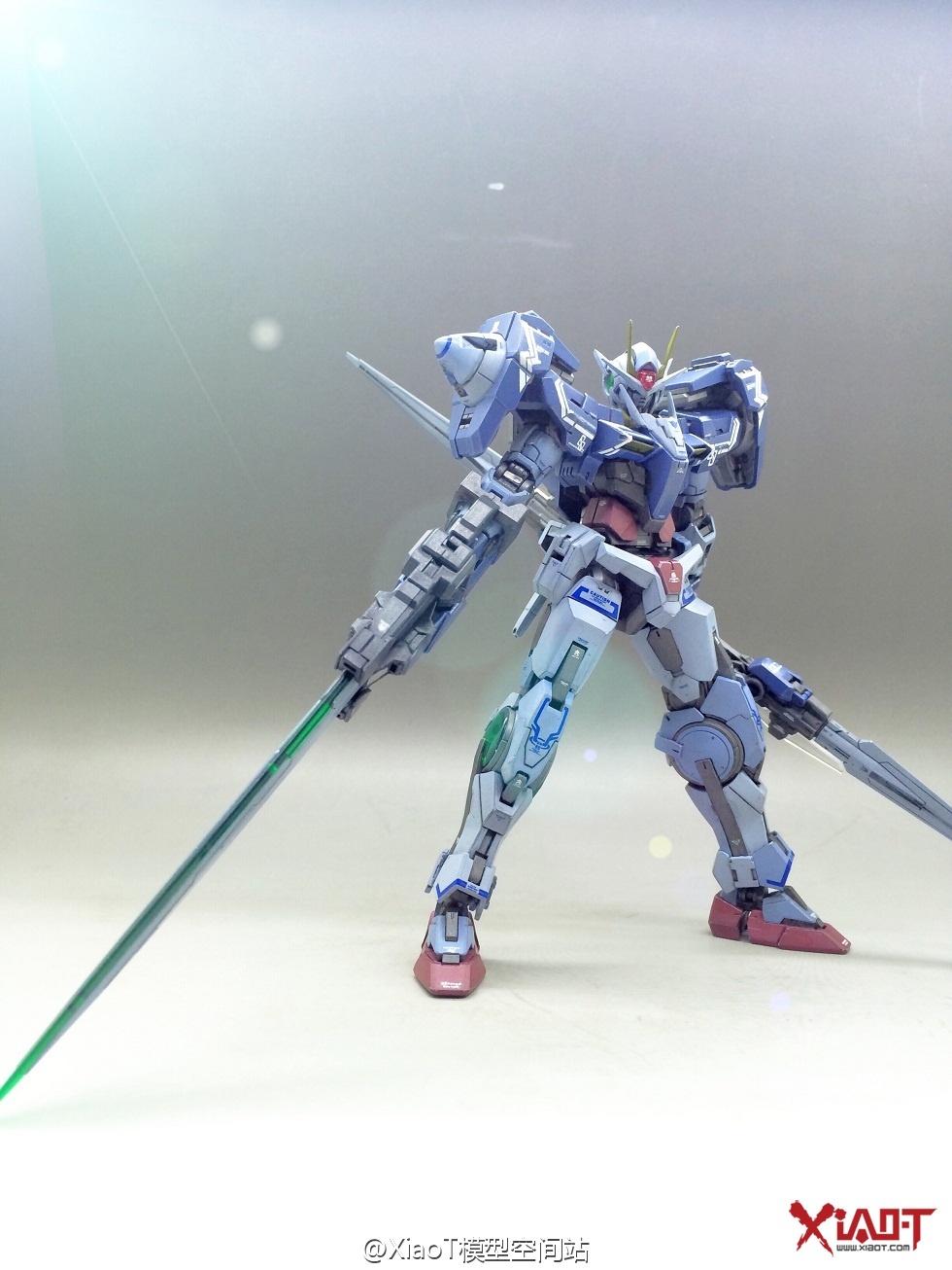 Custom Build: RG 1/144 00 Raiser "Realistic Colors"