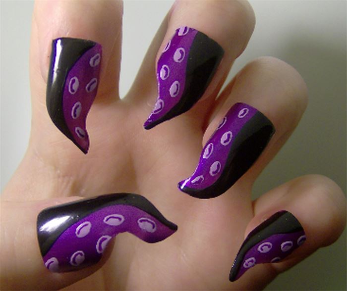 12 Manicure Fails That Totally Didn't Nail It
