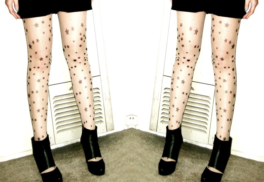 CASE of CURIOSITIES: Written In the Stars: Printed Patterned Tights
