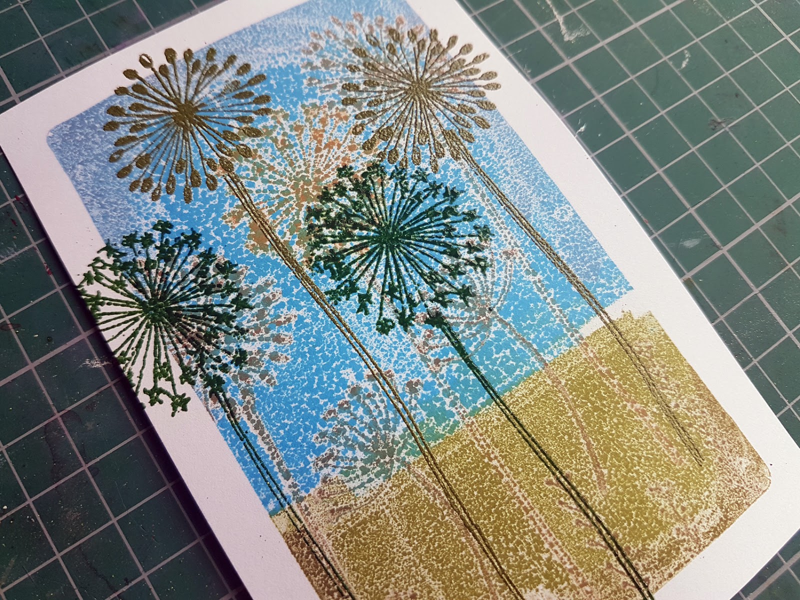 Craft Stamper Magazine: Wild Flowers in a Gelli® Plate meadow