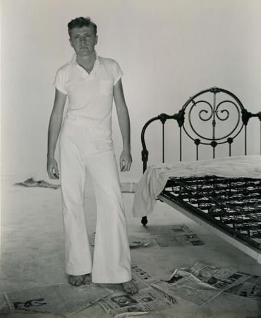 Uniformes et Stereotypes: Neel Bate (Blade) The Barn -Steward- Lynes