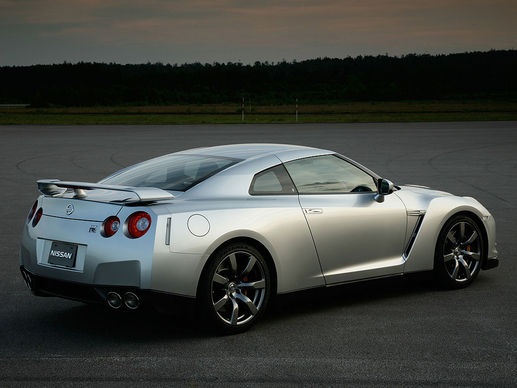 HD Cars Wallpapers: Nissan GTR