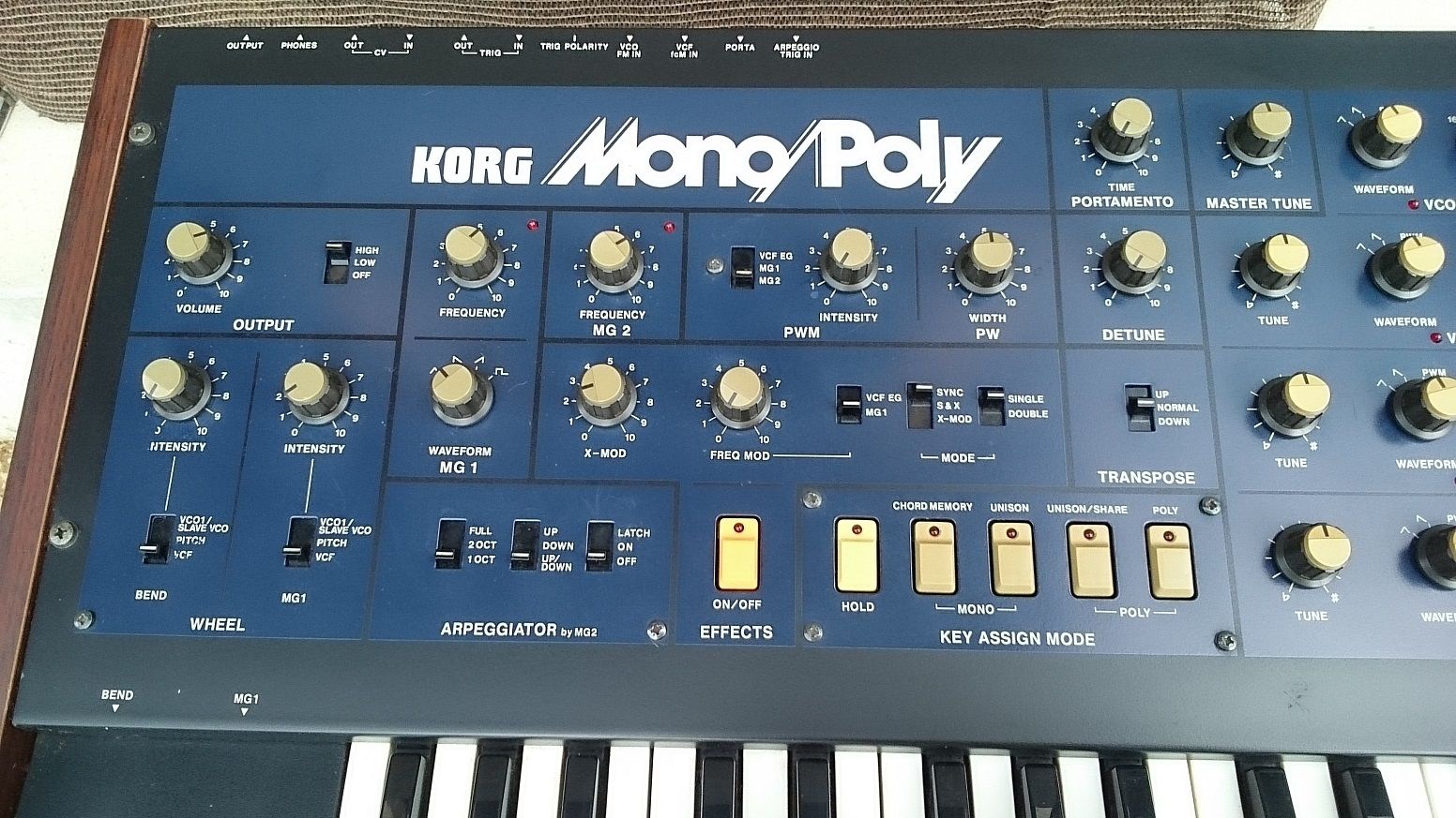 MATRIXSYNTH: KORG MONO/POLY