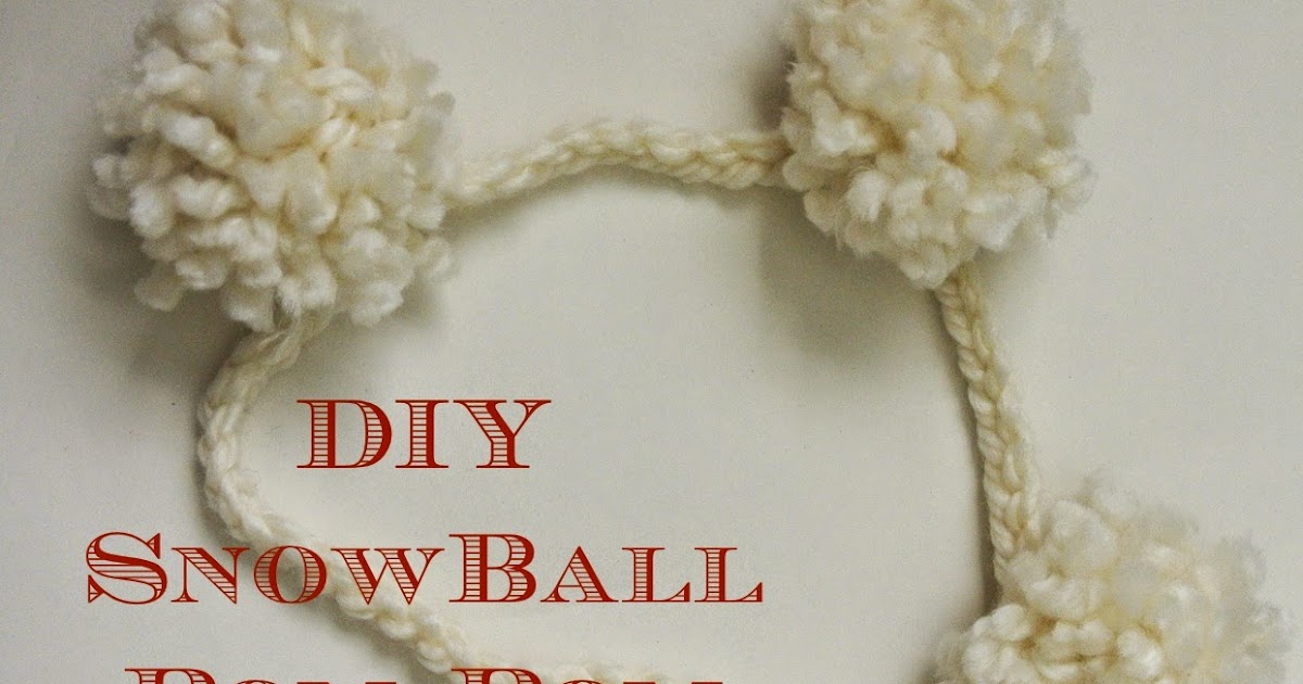 SaSea Decor: DIY Pom Pom Snowball Garland On The Cheap