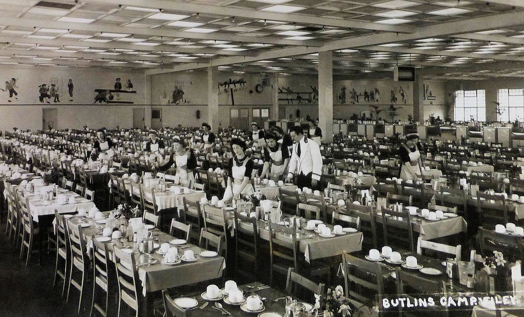 ART and ARCHITECTURE, mainly: Butlin's fun holiday camps in Britain ...