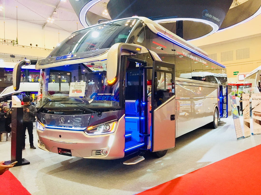 Tampilan Bus Terbaru Keluaran Karoseri Laksana di Acara GIIAS 2018