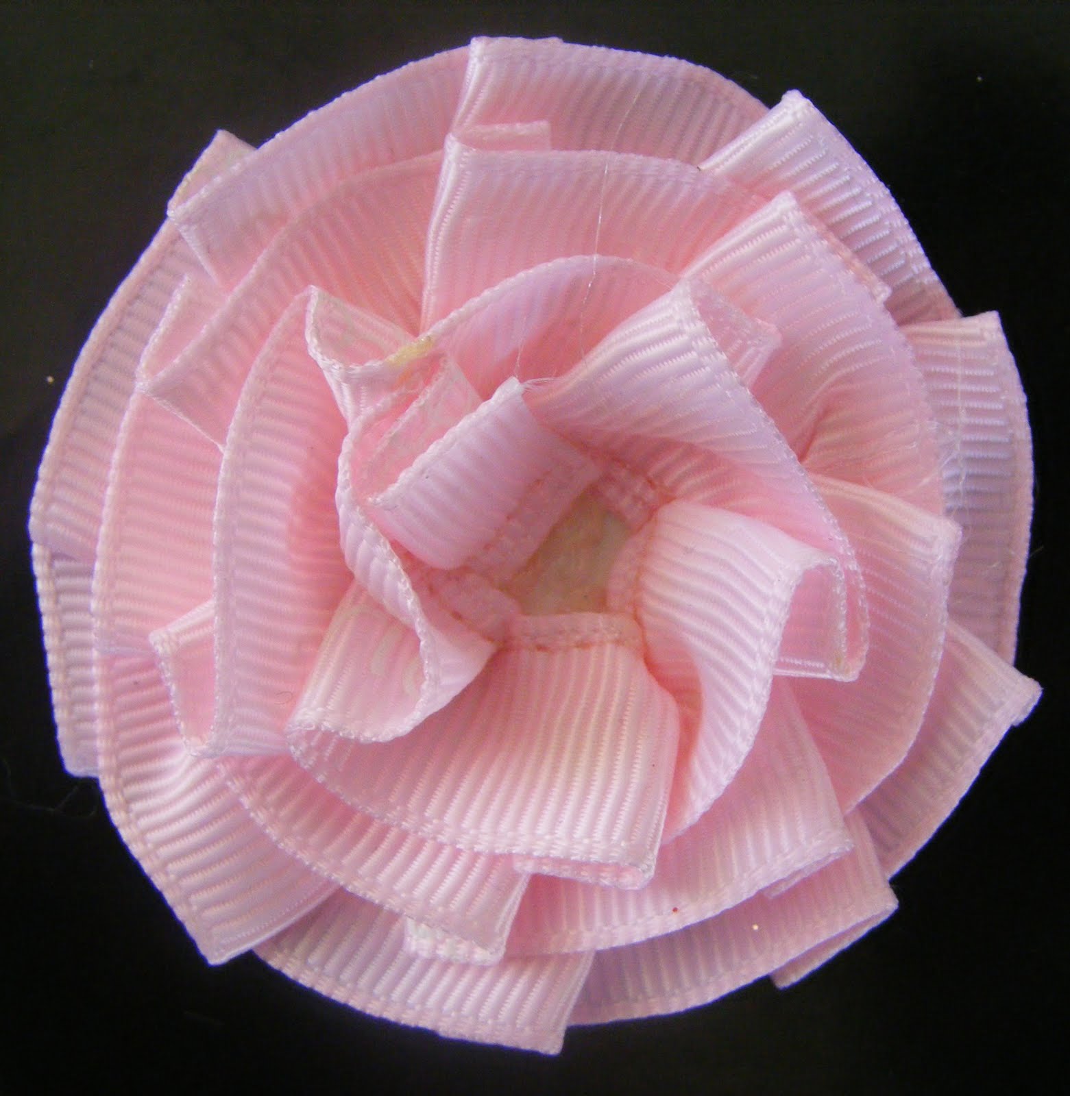 Colourblast!: Making ribbon rosettes (with a version for seamstresses ...
