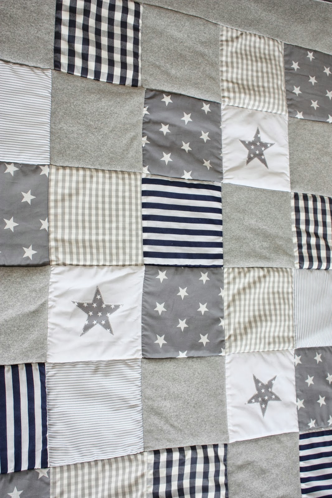 titu : Boy Patchwork Quilt